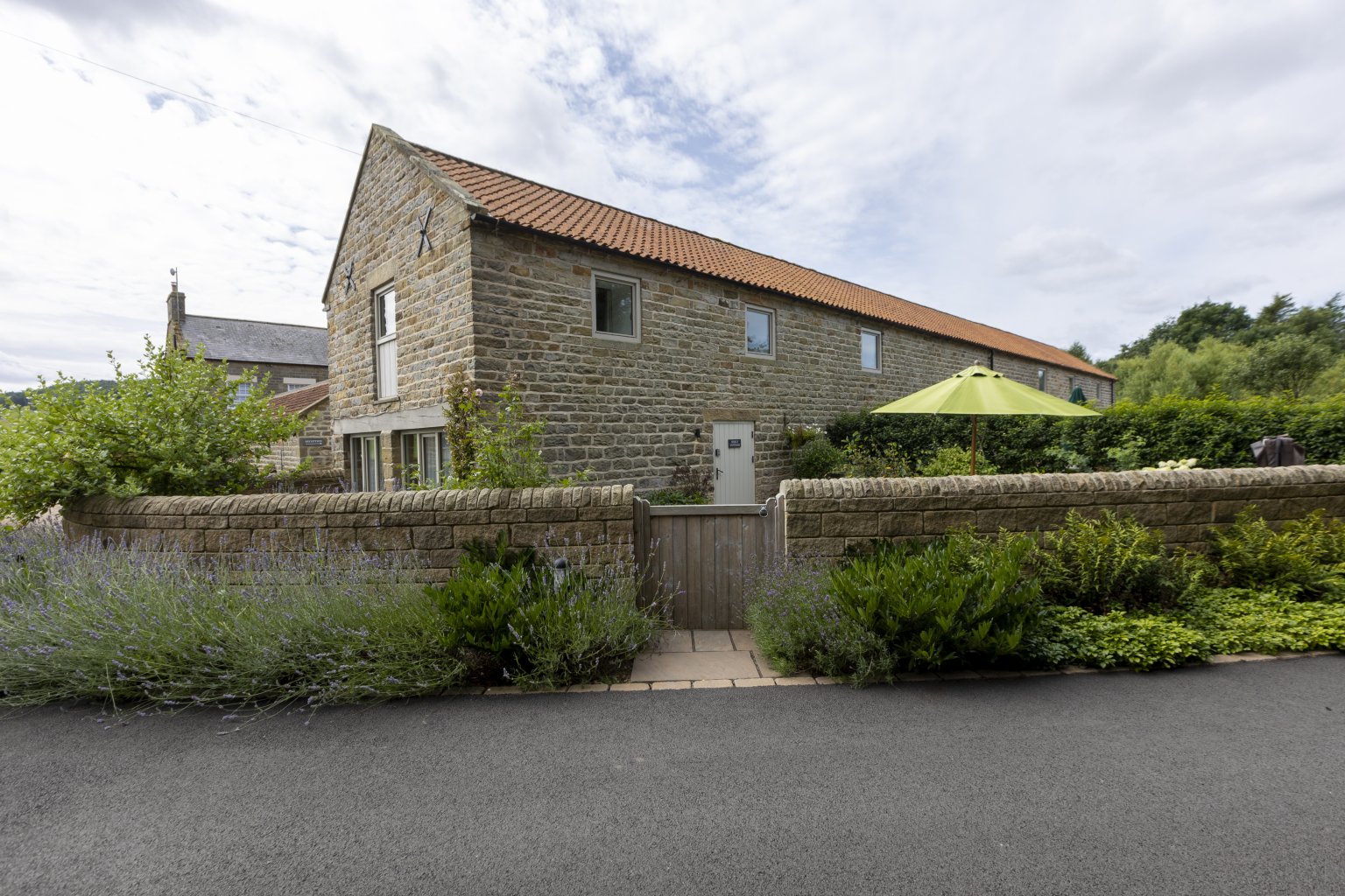 Holly Cottage - Thirley Cotes Farm